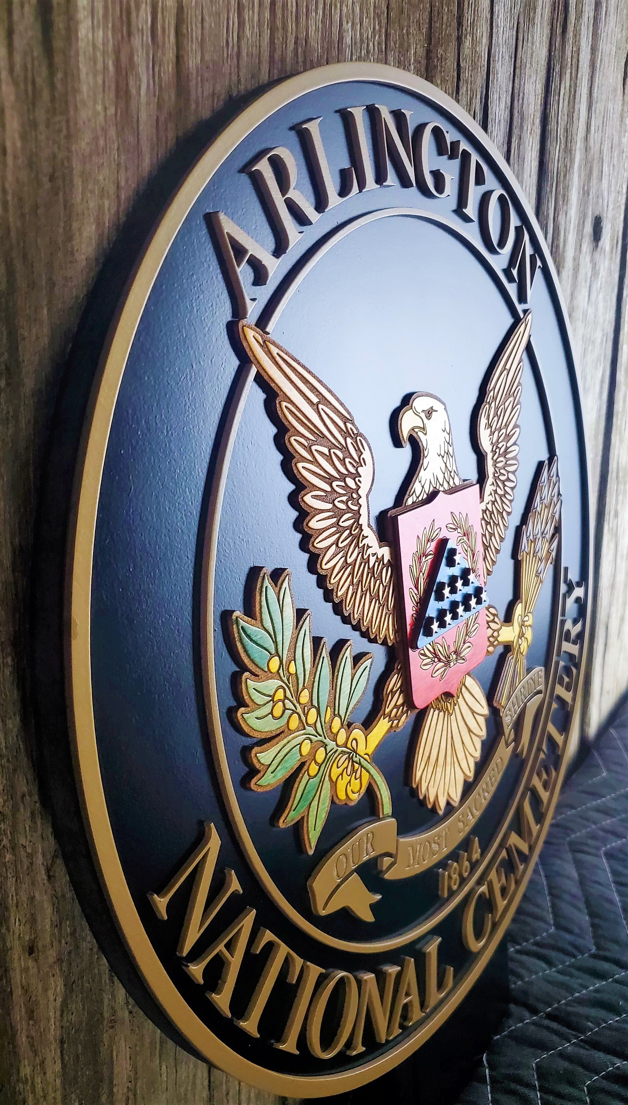 3D Stacked Crests, Logos, and Badges (INDOOR) | County Road Custom